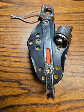 RONSTAN RF1375 Fiddle Block Snap Shackle Becket Cam Cleat