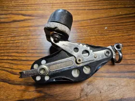RONSTAN RF876 Fiddle Block Cam Cleat Swivel Becket